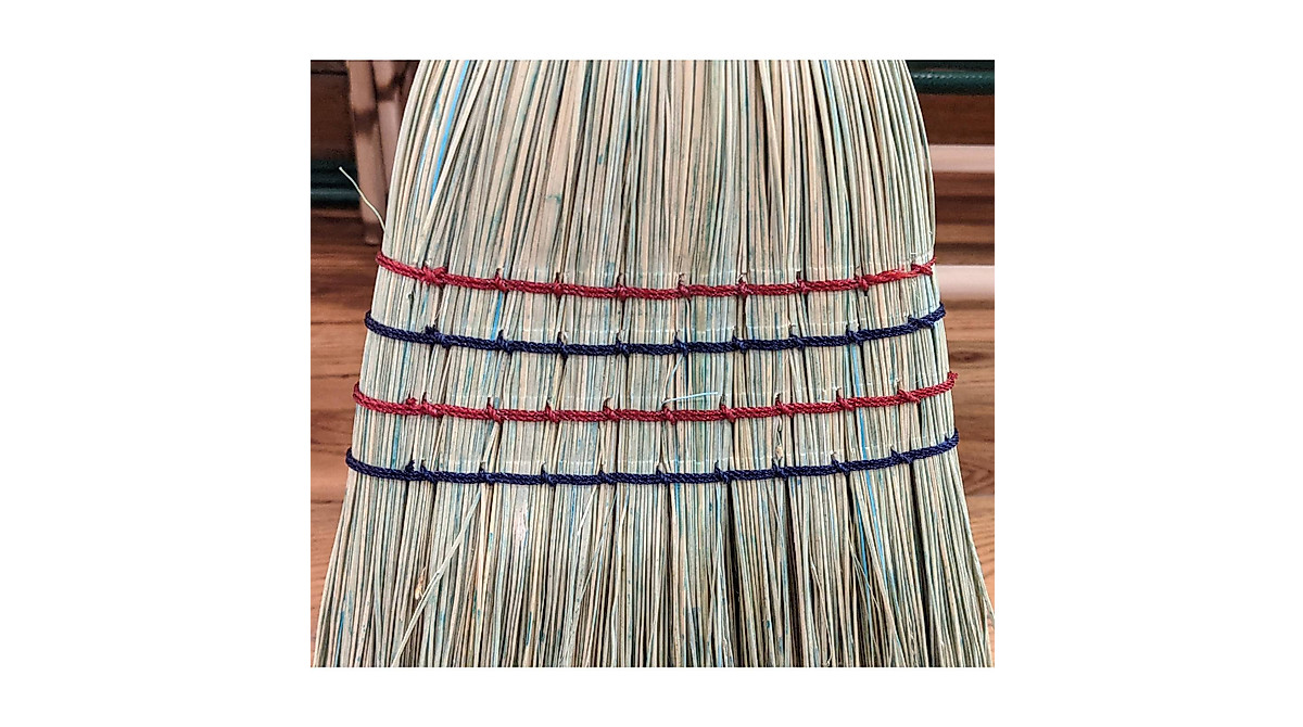 Lehman's Amish-Made House Broom - Natural 55" Corn Straw