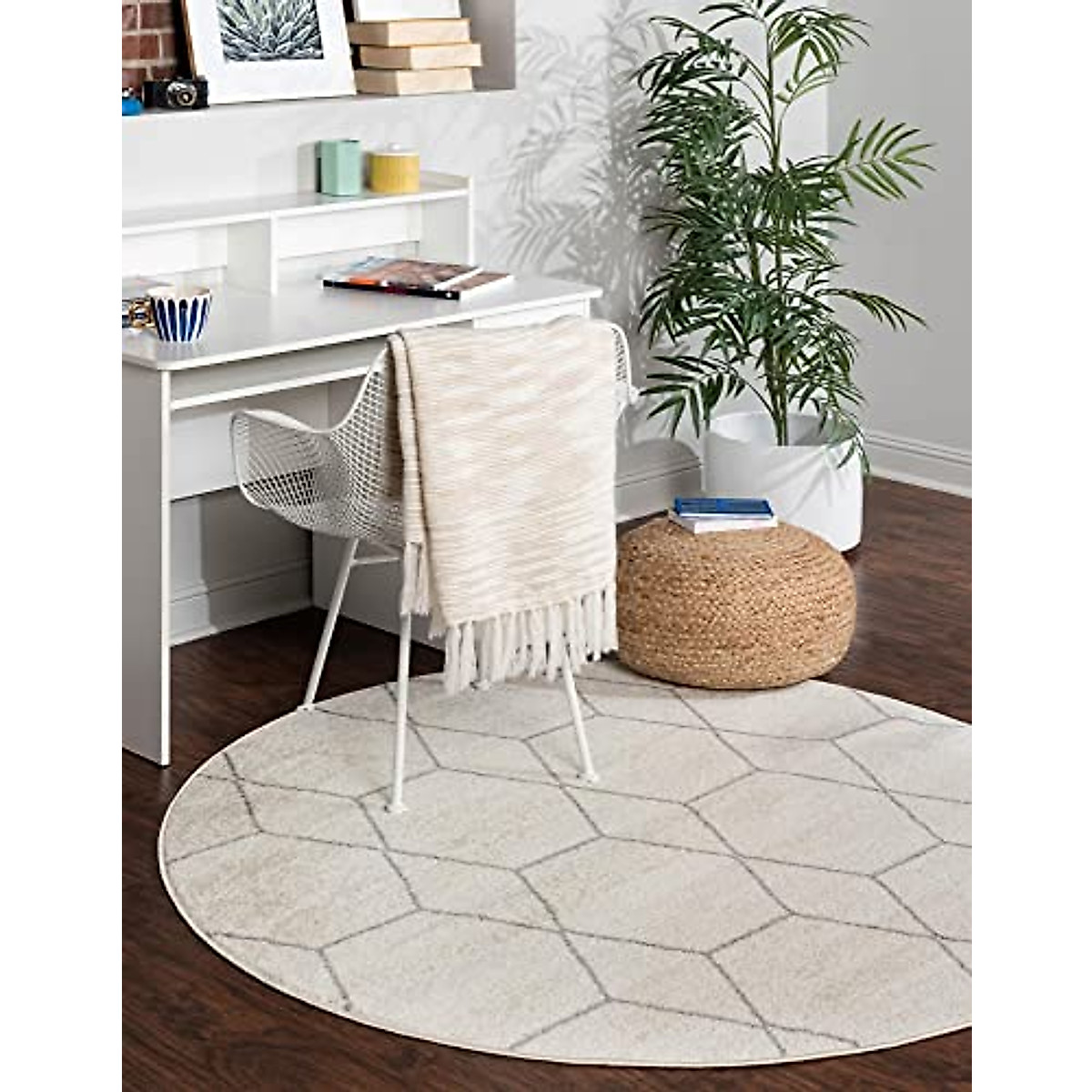 Unique Loom Trellis Frieze Collection Area Rug - Geometric (3' Round, Ivory/ Gray)