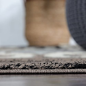 BLUENILEMILLS BNM Indoor Small Area Rug with Jute Backing, Perfect for Kitchen, Bedroom, Hardwood, Living Room, Dorm, Entry, Office, Transitional Versatile Design, Viking Collection, 5' x 5', Ivory