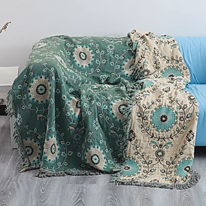 Skrmisda Bohemian Throw Blanket, Boho Blankets 90x98 Inch King Cotton Reversible Ultra Soft Light Quilt Comfy Cozy Bedding Coverlet Sofa Throw(Green+Beige)