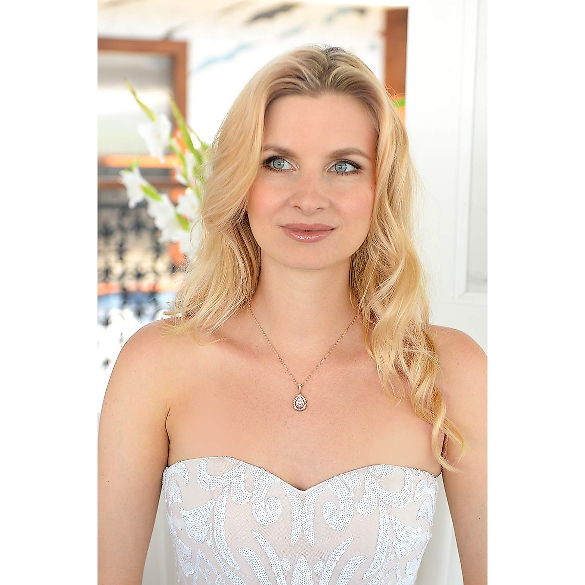 Mariell Rose Gold Cubic Zirconia Crystal Bridal Necklace, Teardrop Pendant Wedding Prom Jewelry Gift