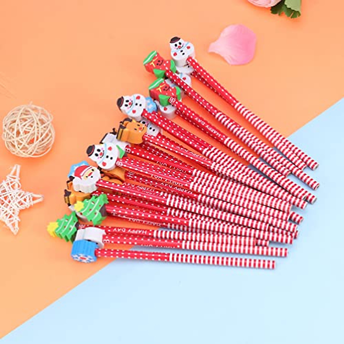 TOYANDONA 40Pcs Christmas Pencils with Erasers Toppers, Assorted Christmas Pencils for Kids Students Xmas Stocking Stuffers Christmas Party Favors Classroom Rewards Prizes (Random Style)