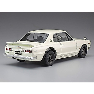 TAMIYA Nissan Skyline 2000 GT-R 1/24 Scale Model Kit 24194