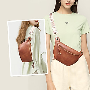 Fanny Packs Waist Bag for Women-Fashion Crossbody Bags Chest Purses Belt Bag with 2 Adjustable Strap (Brown)
