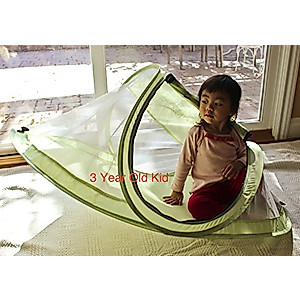 MooMooBaby Pop-Up Baby Beach Crib Tent
