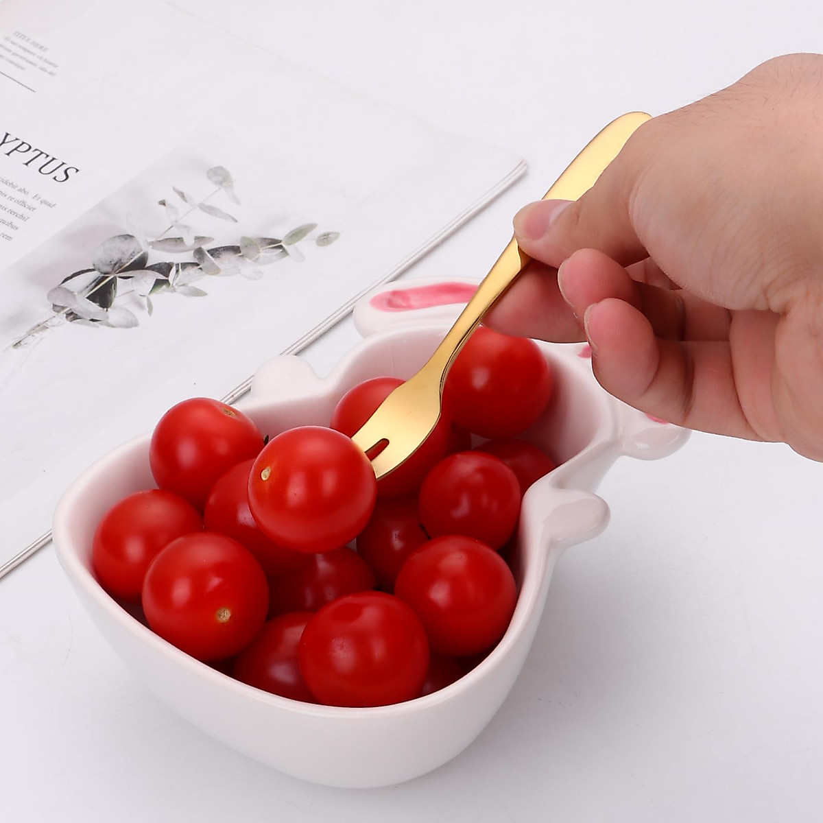 Mafier 5.51-inch Gold Fruit Forks 18/10 Stainless Steel Dessert Forks Tasting Forks Mini Cocktail Forks Appetizer Forks, Dishwasher Safe (Set of 12)