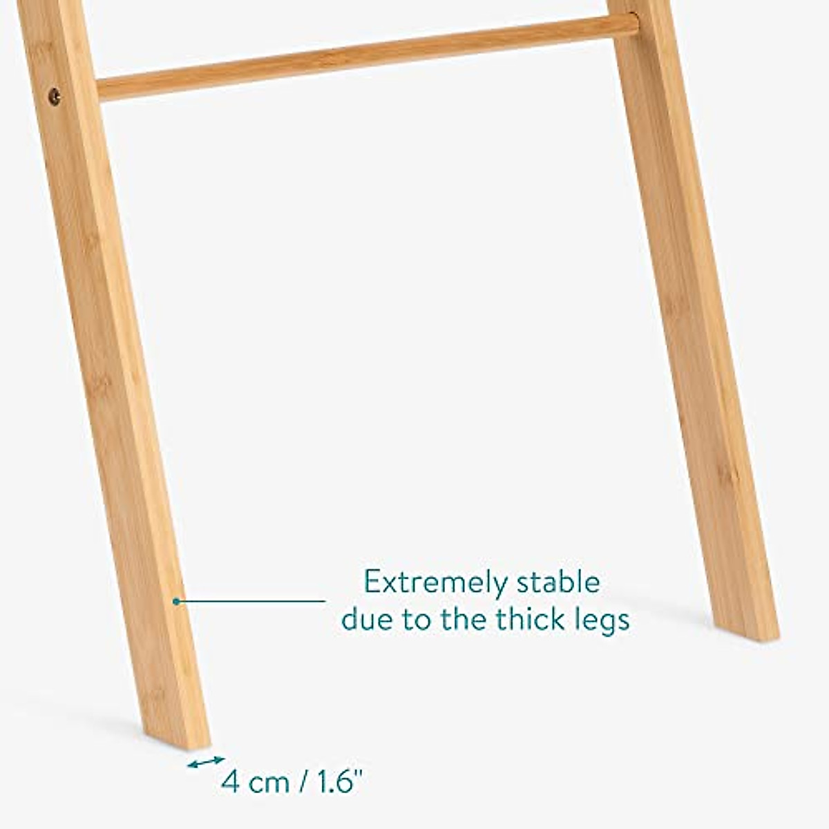 Navaris Bamboo Towel Ladder - Wood Rack for Towels, Clothes, Blankets - Wall Leaning Wooden Rack for Bathroom, Bedroom - 4-Tier Towel Holder Stand