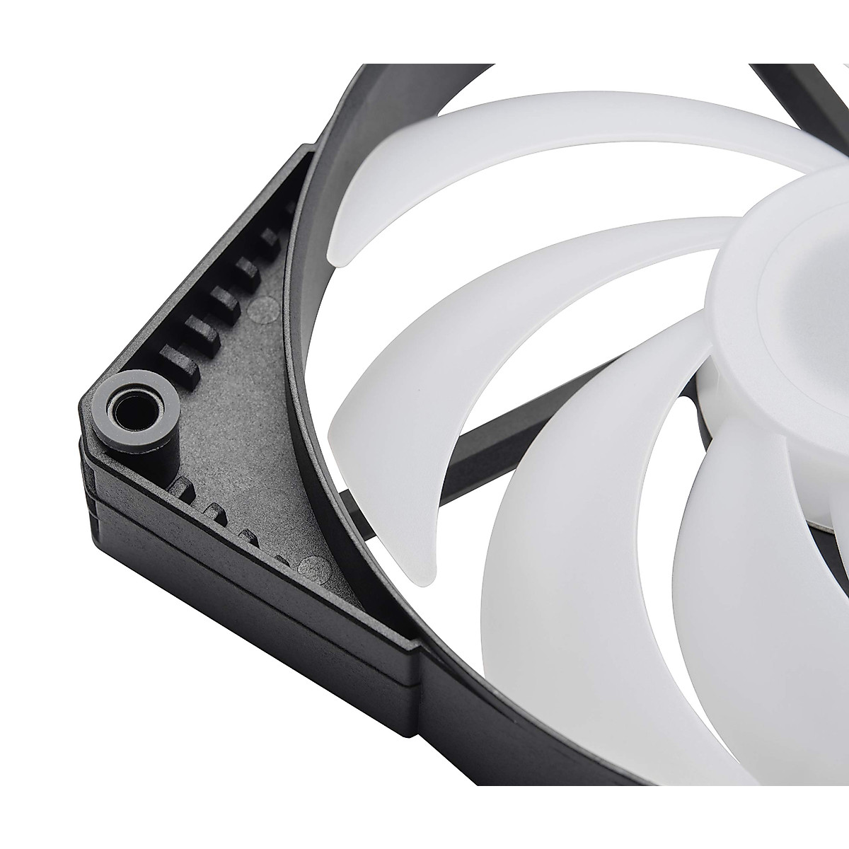 Phanteks (PH-F140SK_DRGB_PWM) SK140 DRGB PWM Fan, 140mm Fan, high Airflow Nine-Blade Design, DRGB Lighting, Rubber dampening washers - Black