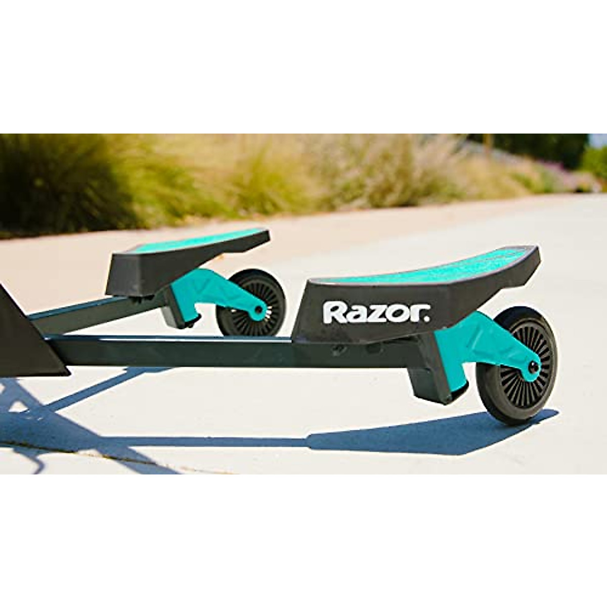 Razor DeltaWing Scooter Black/Mint Green, One Size