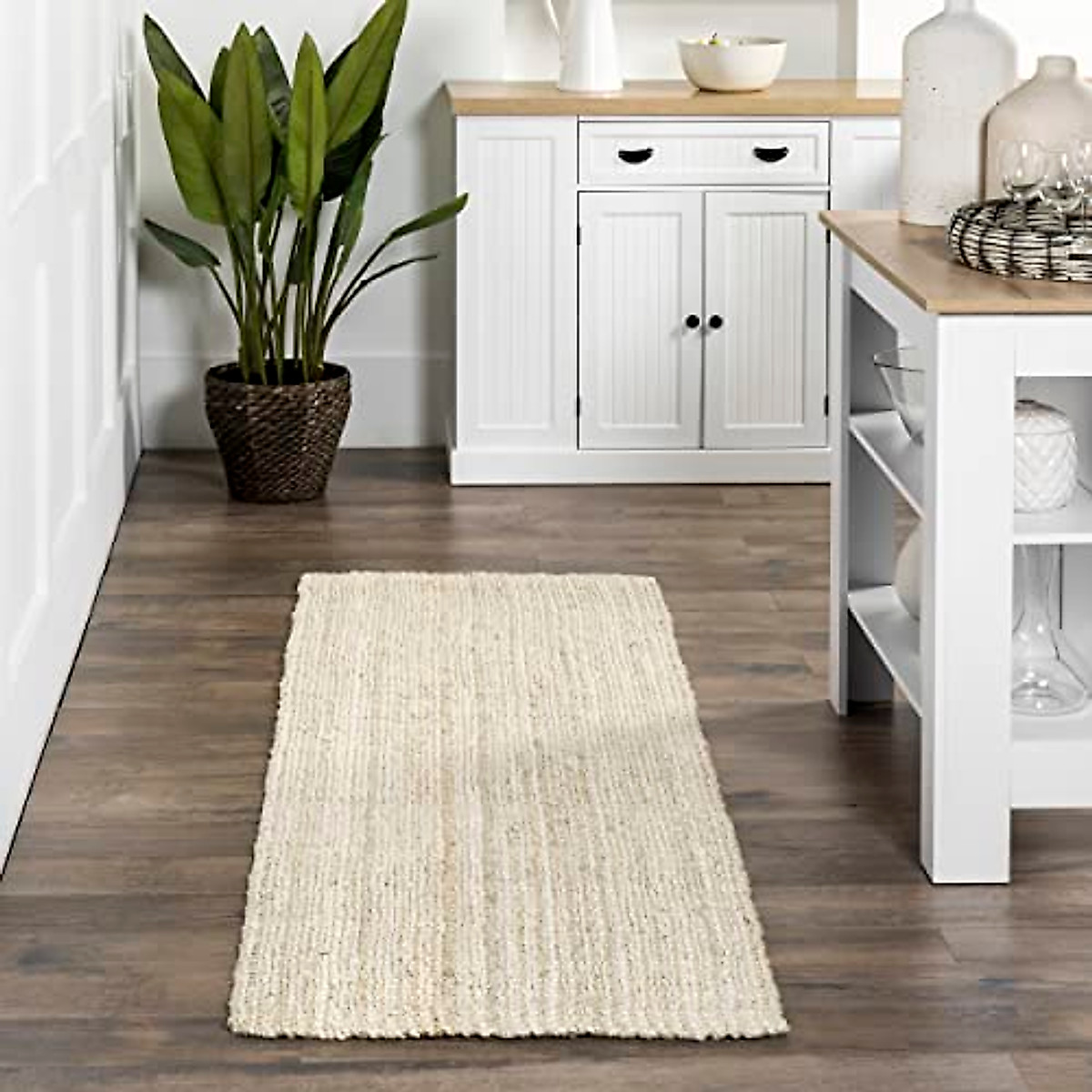 nuLOOM Ashli Handwoven Solid Jute Runner Rug, 2' 6" x 6', Off-white