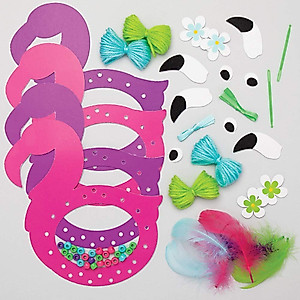 Baker Ross AT701 Flamingo Dreamcatcher Kits - Pack of 4, for Kids Arts and Crafts Projects