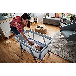 Cosco SleepAway Bassinet, Breathable mesh Sides Provide Increased air Flow and Keep Baby Cooler, Organic Waves