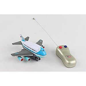 Daron Worldwide Trading Inc. Medium Air force One 1 Hand Radio Control Plane