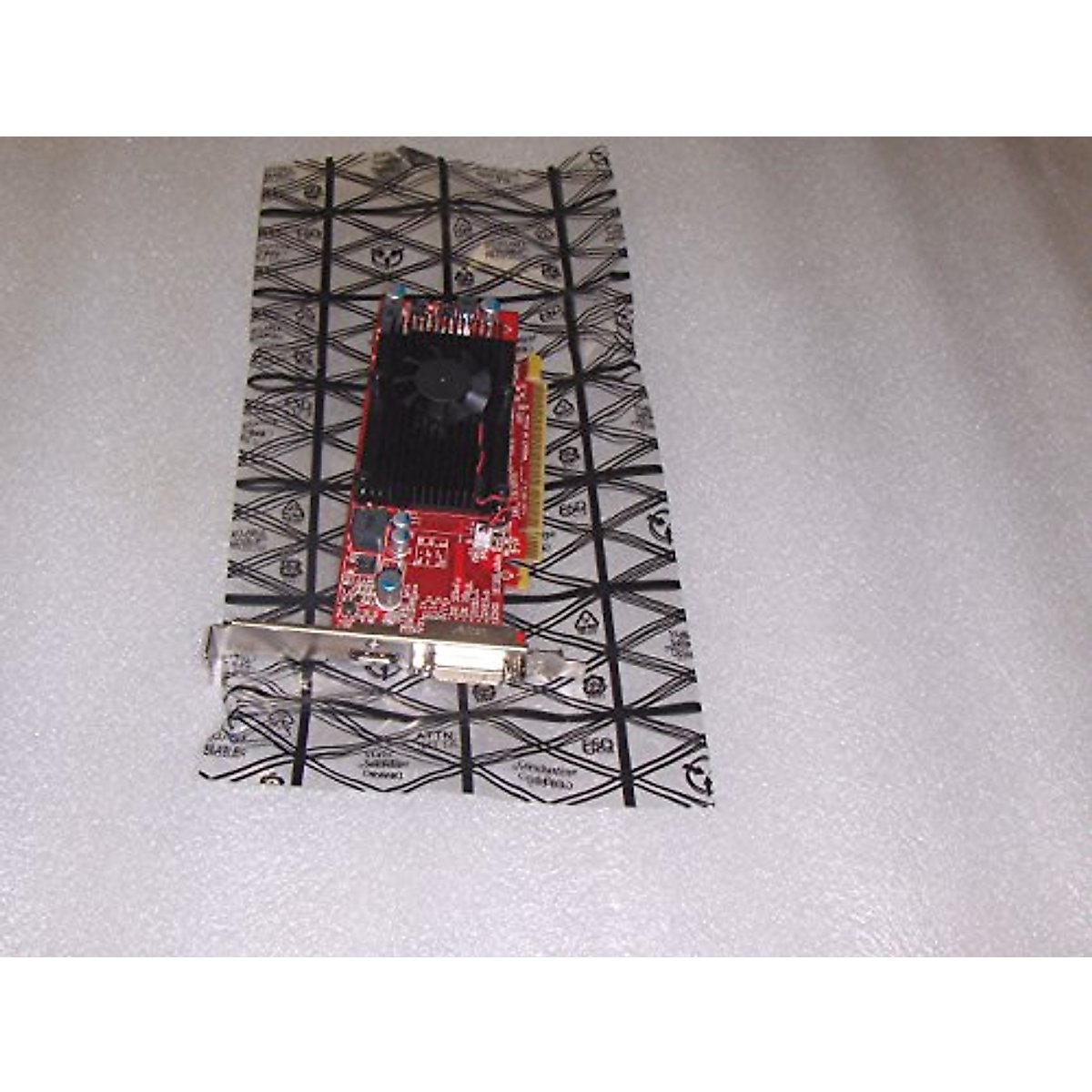 HP 723587-001 nVidia PCI-e 2.0 x16 GeForce GT 625 1GB DDR3 memory graphics card - Full height (FH)