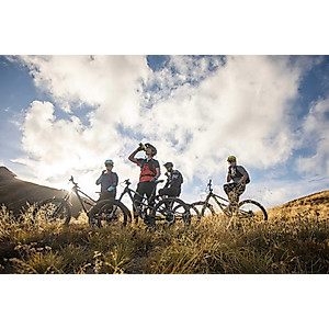 CamelBak Chase 8 Bike Hydration Vest - Integrated Tool Organization - 70oz., Black