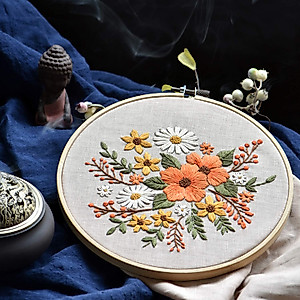 FEPITO 2 Sets Full Range Embroidery Starter Kit with Pattern and Instructions Cross Stitch Kit Includes 2 Pcs Embroidery Clothes with Floral Pattern, 1 Pcs Plastic Embroidery Hoops, 1 Pcs Scissor