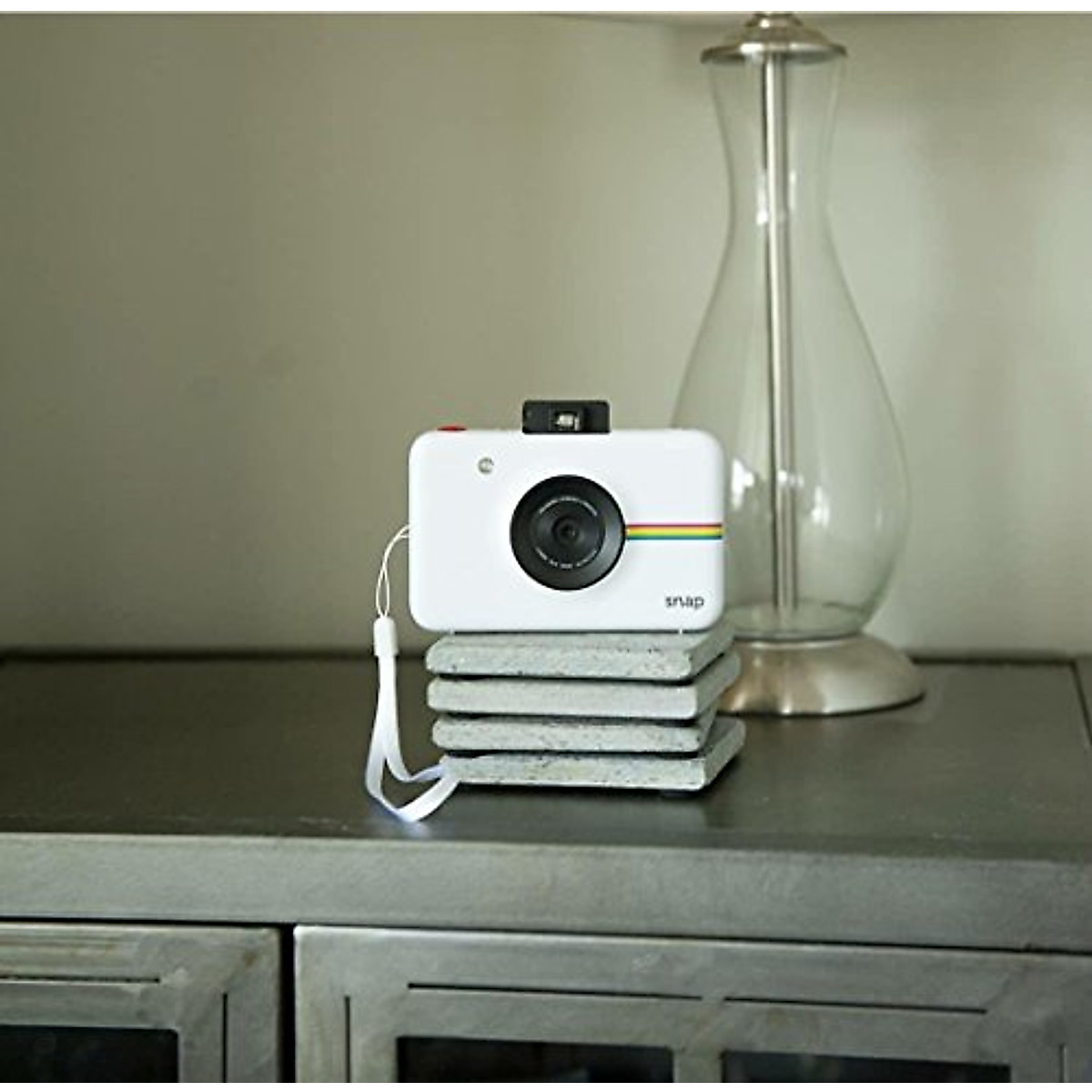 Zink Polaroid Snap Instant Digital Camera (White) with ZINK Zero Ink Printing Technology