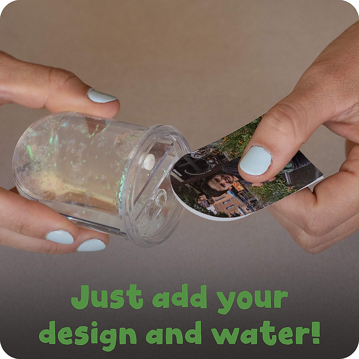 READY 2 LEARN Christmas Crafts - Design Your Own Snow Globes - Set of 4 - Christmas Snow Globes for Kids - Customizable Christmas Decorations for Home