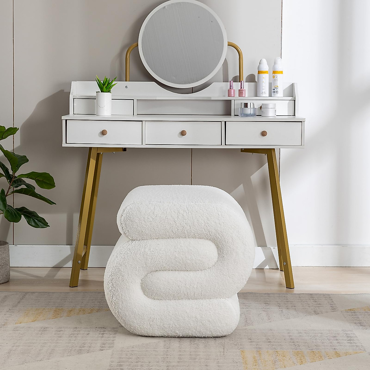 KIVENJAJA Sherpa Ottoman Stool, Modern S-Shaped Boucle Vanity Stool Pouf Ottoman Seat, Decorative Floor Chair Foot Stool for Makeup Room, Bedroom, Living Room (Teddy, White)