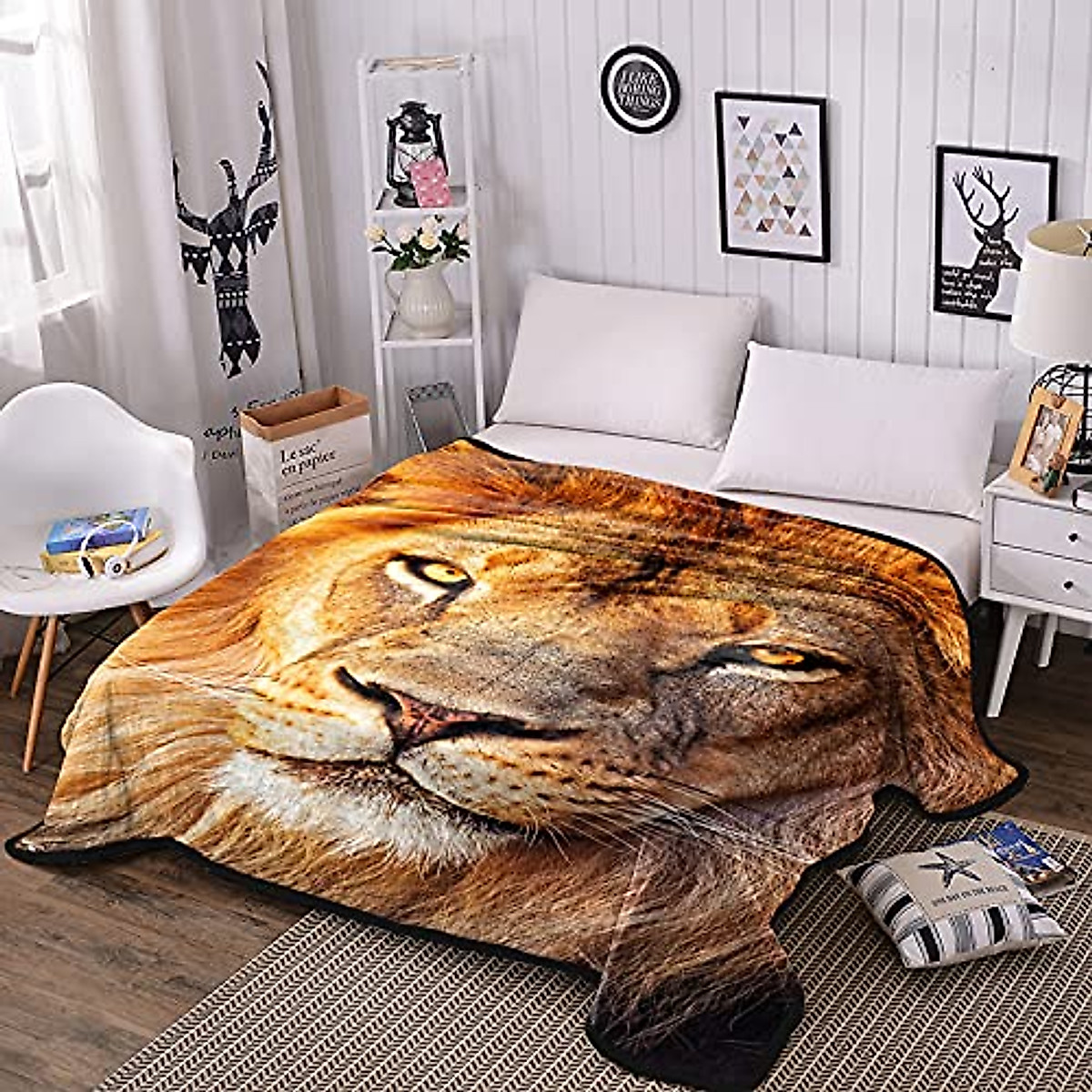 Britimes Lion Fuzzy Flannel Throw Blankets, Soft Blankets and Throws, Daughter Mom Friend Gift Lion Print Decorative Throw Blankets for Couch, 60"X80"