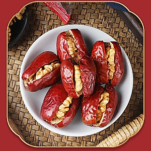 Grey jujube with walnuts 17.6 oz/500 g stuffed dates clip walnut independent small packaging casual snacks jujube dates and walnuts