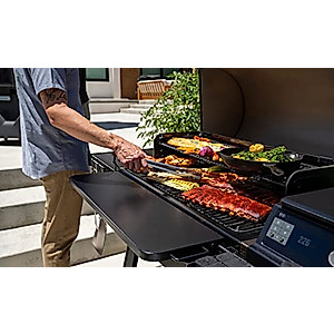 Traeger Ironwood XL Wood Pellet Grill and Smoker with WiFi and App Connectivity,Black