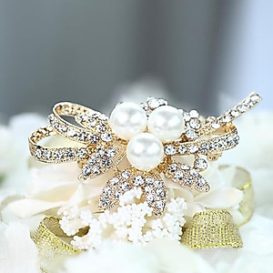Efavormart 5 Pcs Assorted Gold Plated Pearl and Rhinestone Crystal Rhinestone Brooches Floral Sash Pin Brooch Bouquet Decor