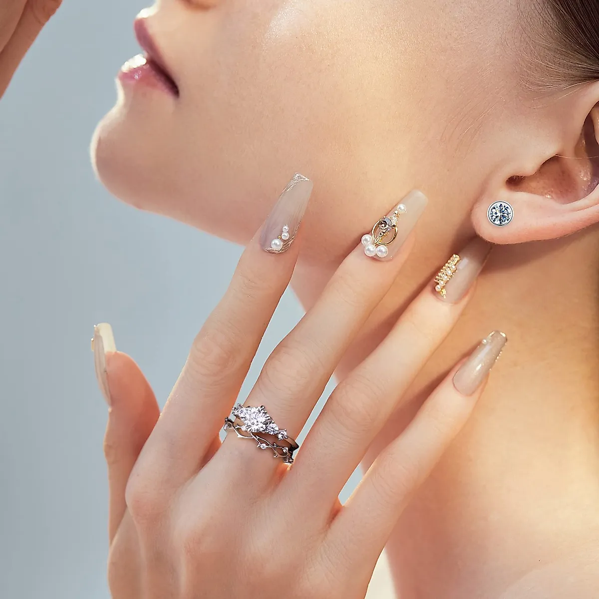 MOOSEA Twig Moissanite Stackable Wedding Ring, 14K White Gold Vermeil, D Color VVS1 Clarity Lab Created Moissanite, Half Eternity, Female, 4.5 Size