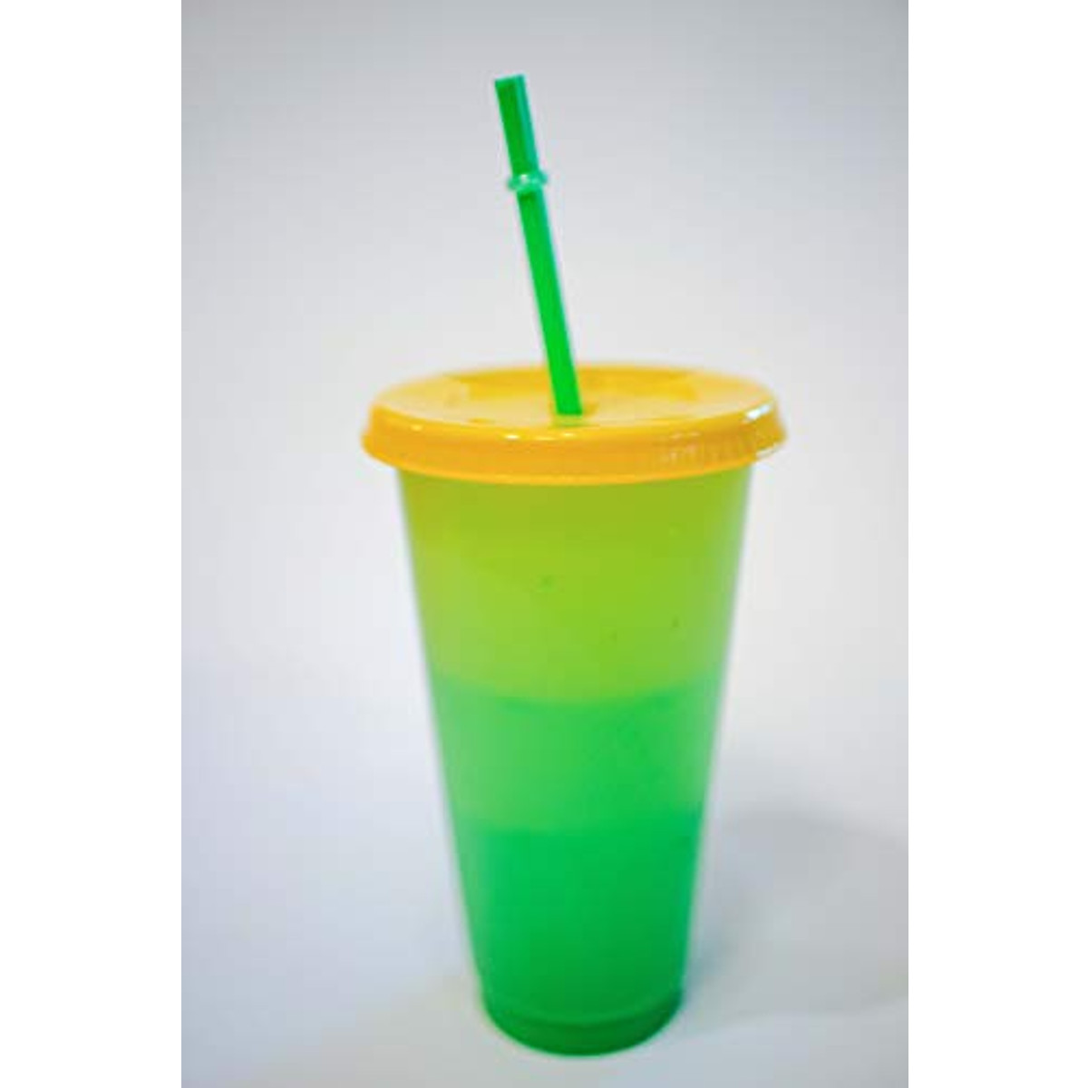 Color Changing Cups: 24oz Cold Cups - 5 Reusable Cups, Lids and Straws - Stocking Stuffers - Christmas Present, Set of 5, …