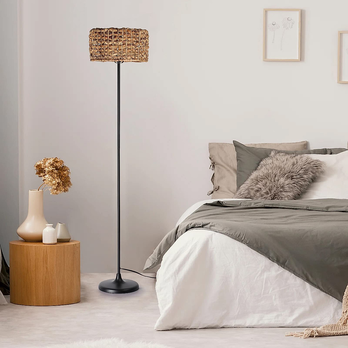 Casamoon Farmhouse Rattan Floor Lamp for Bedroom, Water Lettuce Hand-Knitting Shade Tall Standing Light for Living Room Corner Lighting, Mid Century Rustic Vintage Home Décor, Black