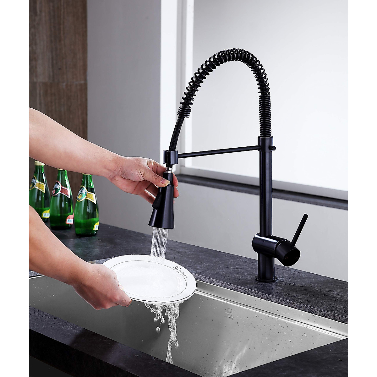 ANZZI Carriage Modern Single Hole Kitchen Faucet, Single Handle Oil Rubbed Bronze Kitchen Faucet, Commercial Stainless Steel Kitchen Bar Pull Out Kitchen Sink Faucet, KF-AZ211ORB