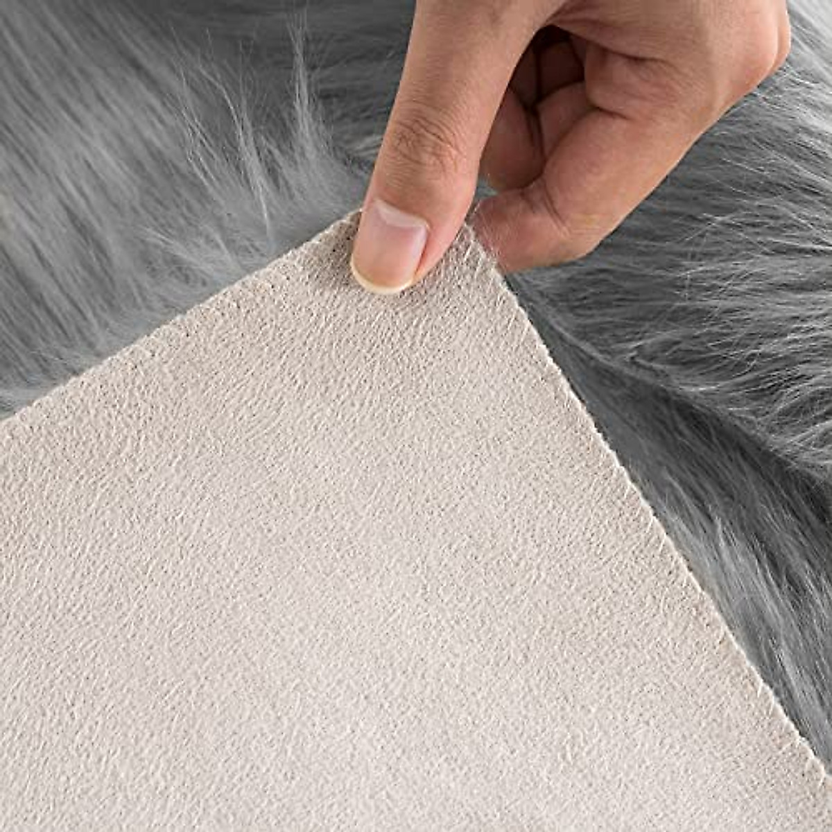 Ciicool Grey Fur Rug Fluffy Rug, 2x4 ft Small Faux Fur Rug for Bedroom, Washable Faux Sheepskin Rug for Sofa Couch Seat Cushion, Thick Shaggy Furry Rugs Floor Carpets for Bedside Living Room