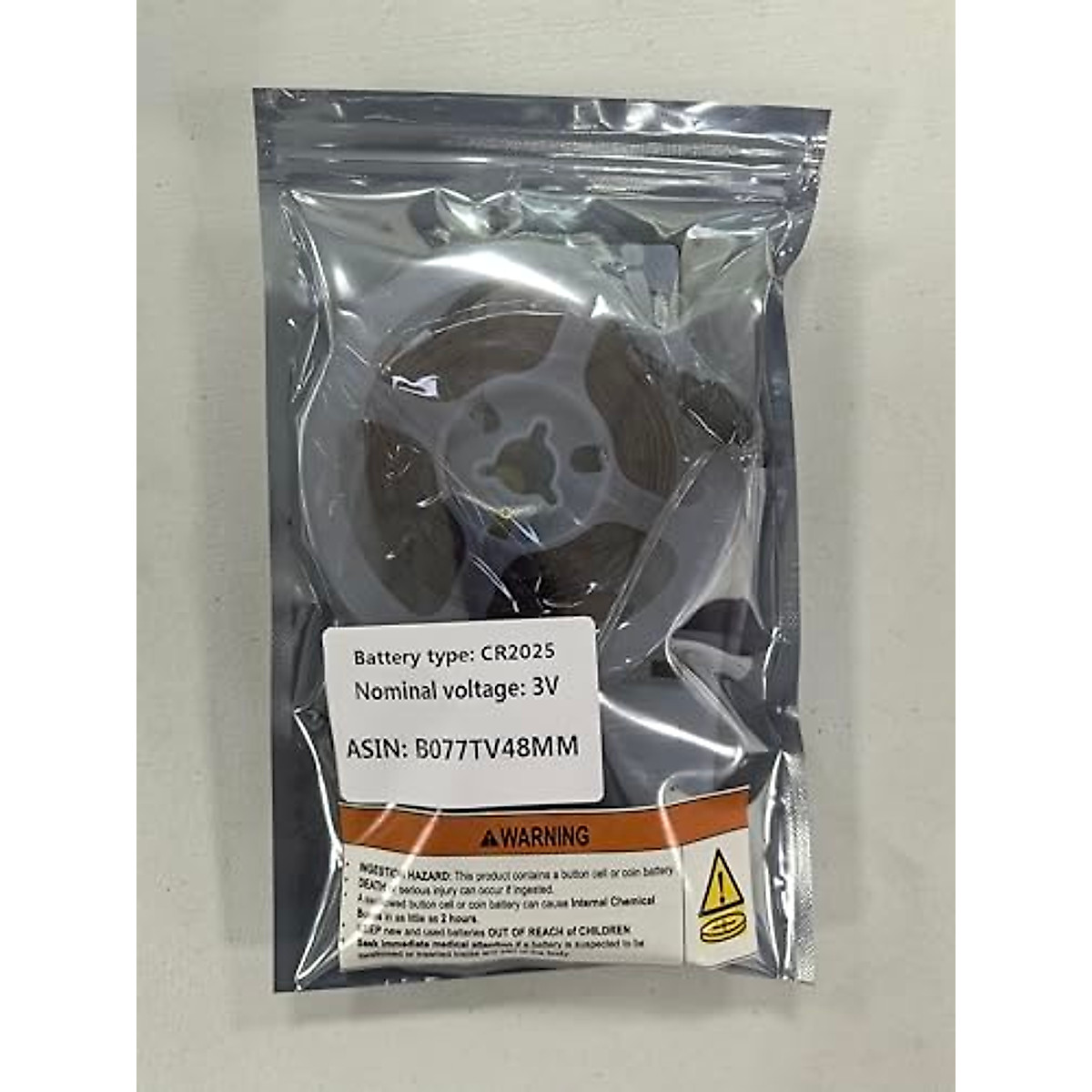 HIKENRI Battery Powered LED Strip Lights, 24-Keys Remote Controlled, DIY Indoor and Outdoor Decoration, 6.56ft Waterproof