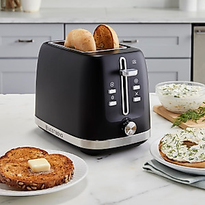 West Bend Toaster 2 Slice Extra-Wide and Deep Slots with 3 Functions and 7 Shade Settings Manual Lift Lever and Auto-Shut Off, 750-Watts, Black