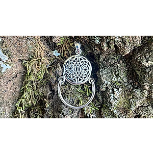 Jewelry Trends Sterling Silver Celtic Knotwork Charm Holder Round Pendant Necklace 18"