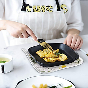 Set of Oven Mitt and Pot Holder, Spring Daisy Flower Kitchen Mittens Heat Resistance Non-Slip Surface for Kitchen BBQ Cooking Baking Grilling, White Yellow