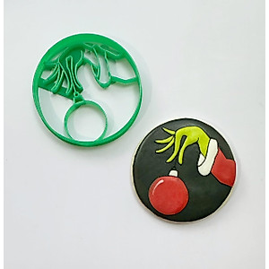 CHRISTMAS COOKIE CUTTERS Head/Face With Santa Hat Leaning Christmas Tree and Hand Holding Ornament Holiday Christmas Cookie Cutters (3 Pack)