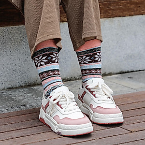 coclothy Women's 5 Pairs Thick Wool Socks, Argyle, Free Size, Cold Weather, Knit, Comfortable, Crew Length, Hiking, Socks