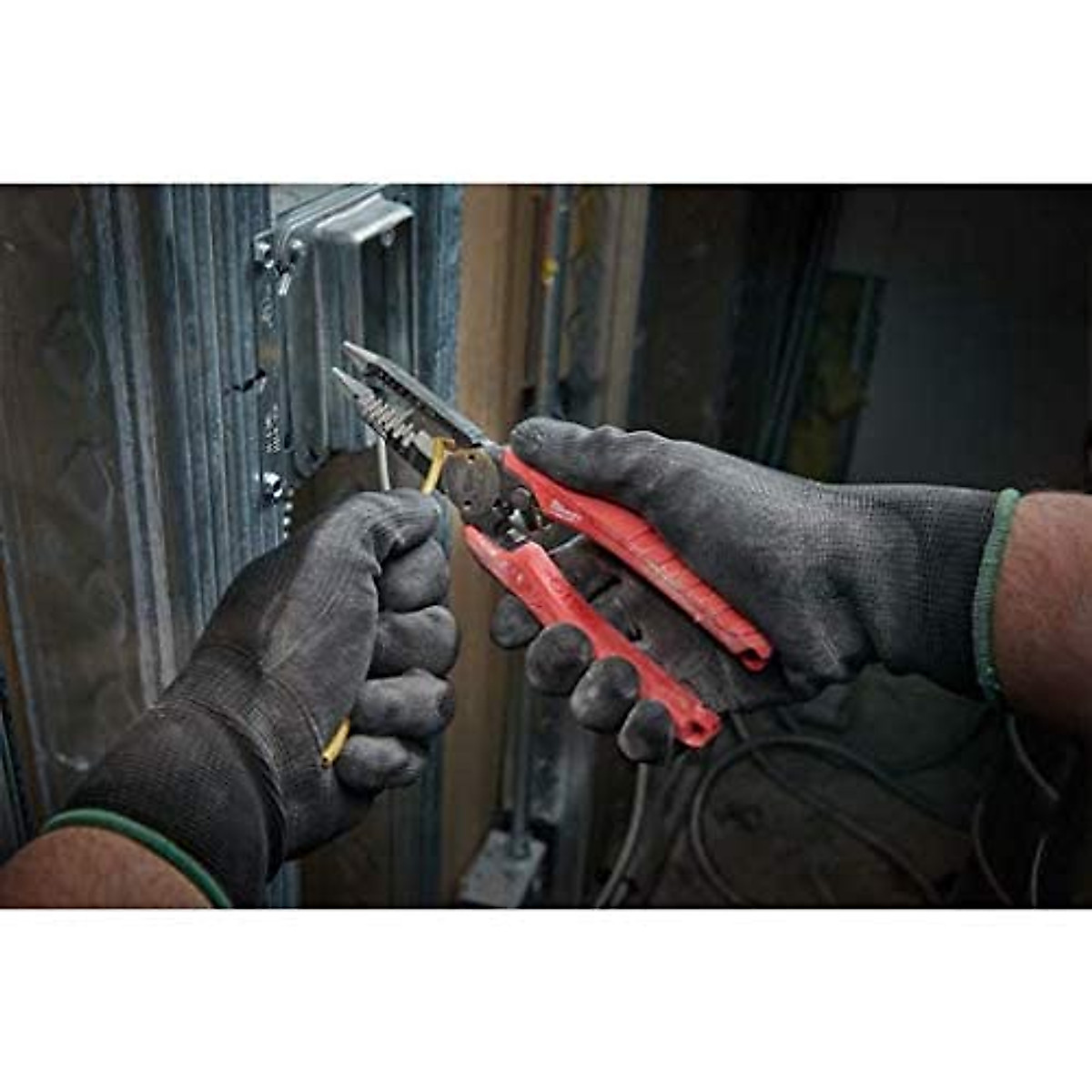 Milwaukee Electric Tool 48-22-3079 6-In-1 Combination Wire Pliers, 2.03 " x 7.75 " x 0.67"
