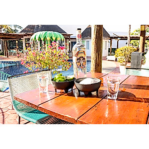 6 Pack Salsa Black Molcajete, Mexico Serving Dish, Chips, Sauce Cup, Side Dish, Snack, Dip, Nuts Candy for Taco Fiesta, Perfect for Parties, Events, or Any Use! (Black Wavy Edge, 6 Pack)