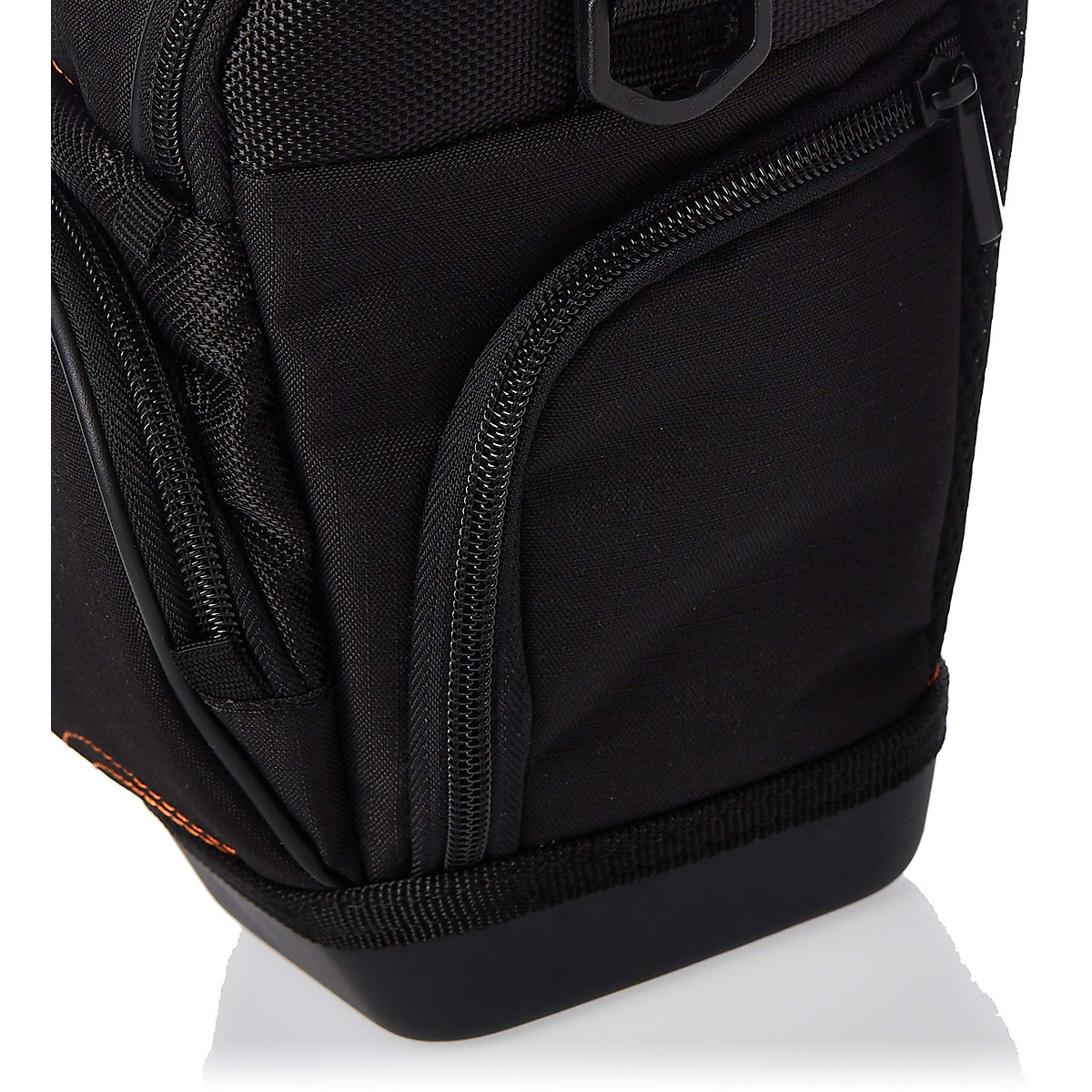 Amazon Basics Holster Camera Case for DSLR Cameras - 6.9 x 6.3 x 9 Inches, Solid, Black