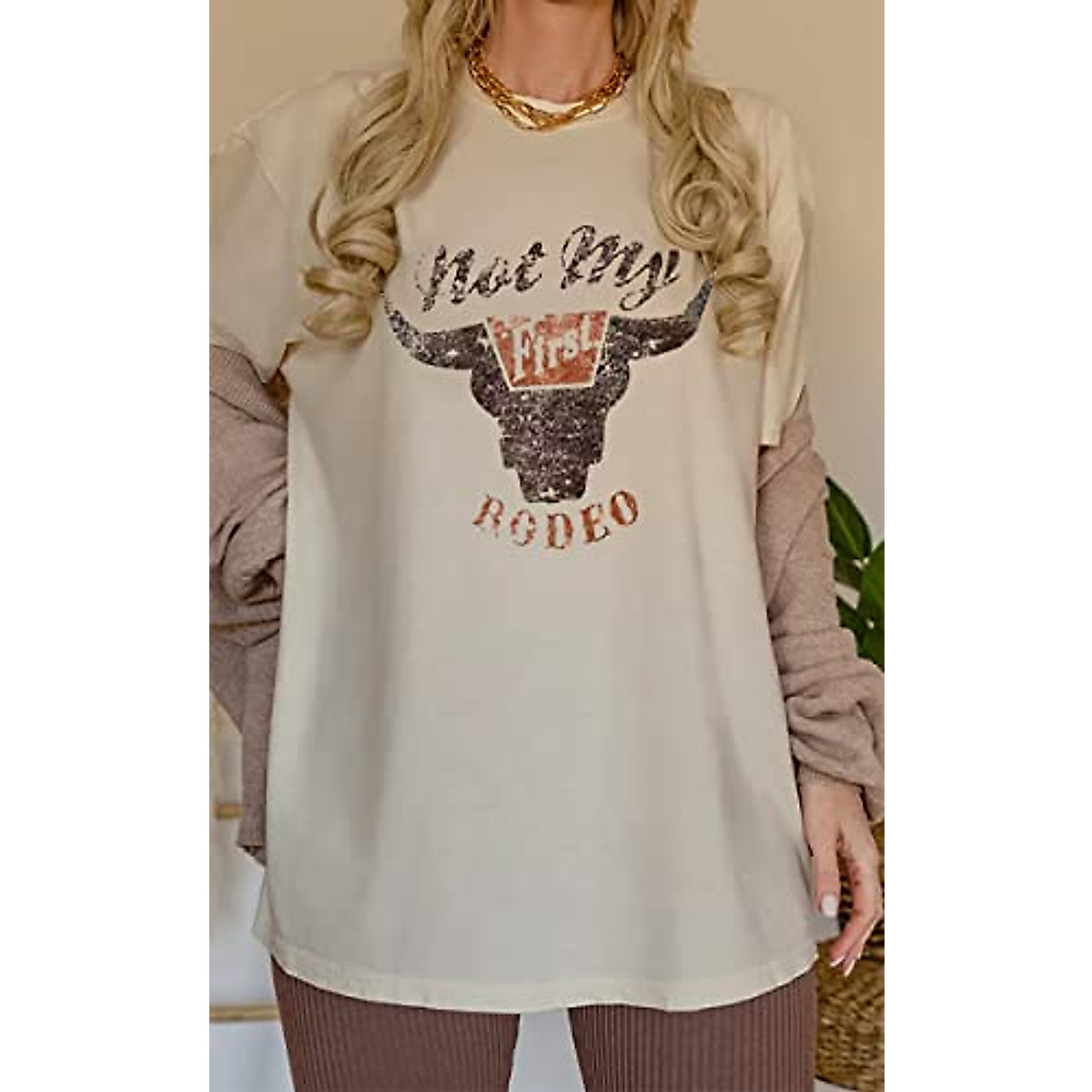 Oversized Rodeo T-Shirt for Women Not My First Rodeo Letter Printed Shirt Retro Western Country Cowboy Tee Tops (L, Apricot)