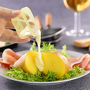 TPNB 7 Pcs Dressing Containers for Lunch Box,2.11oz Small Condiment Containers with Lids Leakproof Reusable Salad Dressing Container To Go for Adults Kids Lunch Box Picnic Travel, 60 ML