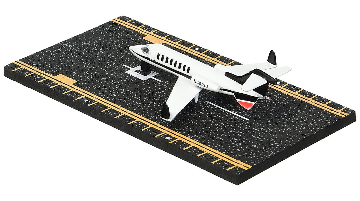Daron Hot Wings Private Jet with Connectible Runway - Collectible Model