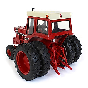 ERTL 1/16 International Harvester 1466 Black Stripe 2WD w/Cab & Rear Duals, Prestige Collection 44260