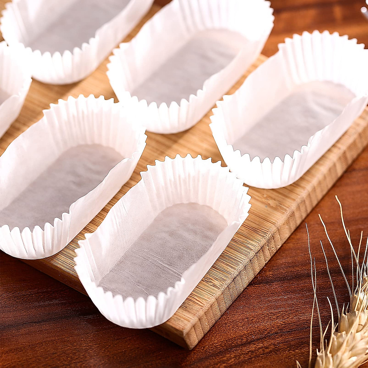Cabilock 2000pcs Oval Cake Cups Disposable Baking Cups Cake Cup Wrap Paper Boat Shape Cake Cups Party Supplies for Cakes Muffins
