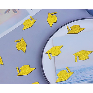 ONLYKXY 100pcs Graduation Cap Table Confetti Decor Glitter Confetti Graduation Hat Decoration for High School College Grad Party Decor Chocolate Favor Envelope Decal Scatter Bless Confetti (Gold)