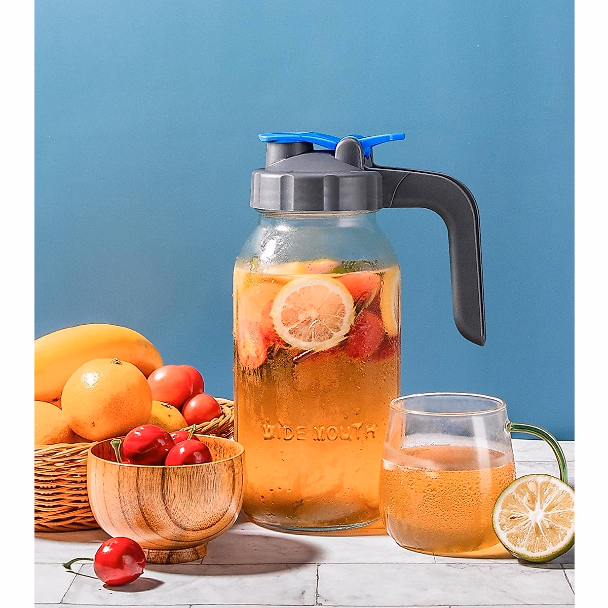 Bedoo Wide Mouth Mason Jar Flip Lids with Handle, 2 Pack Mason Jar Spout Lid, Easy Pour, Airtight Leak Proof and Durable, Black (Flip Cap Lid)