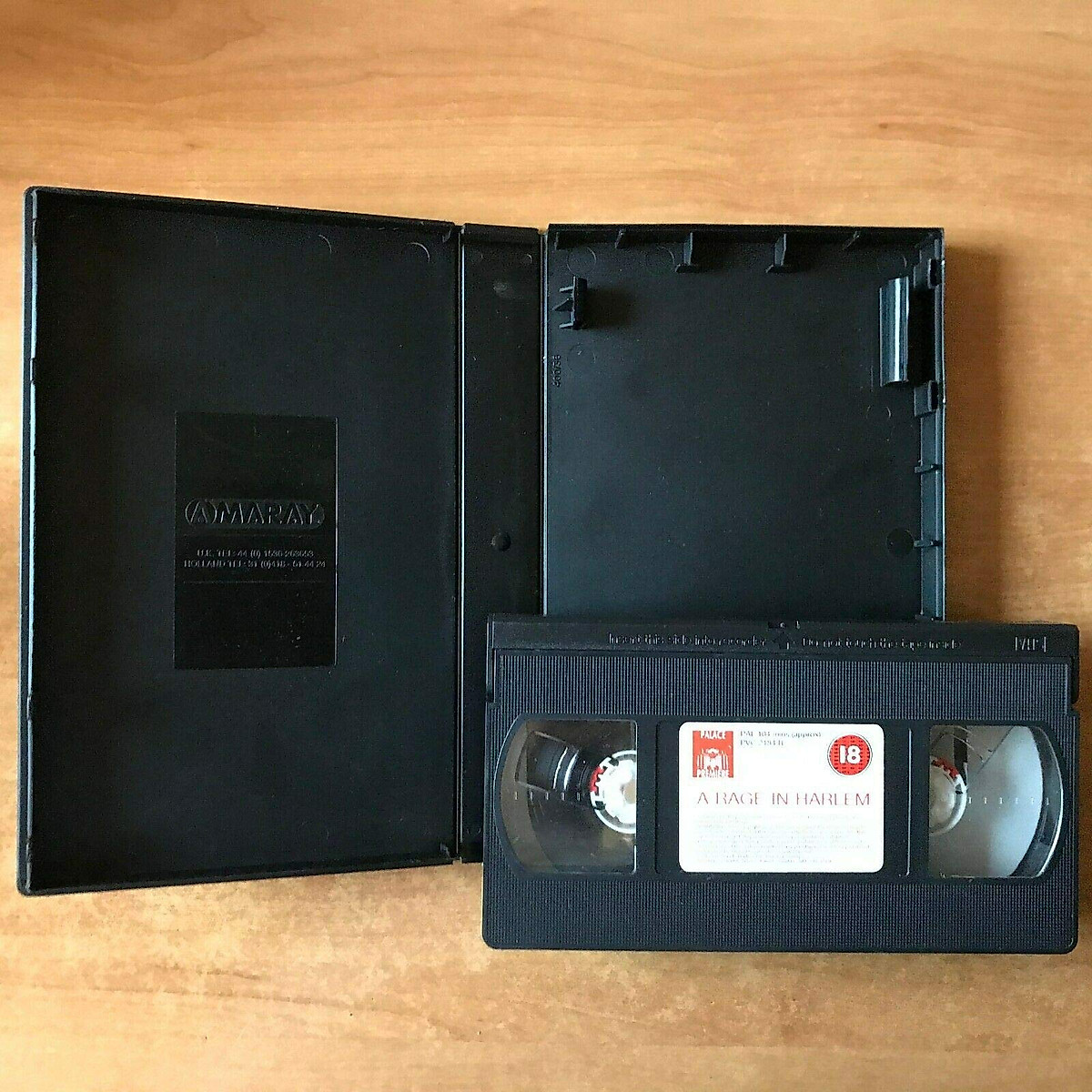 A Rage in Harlem [VHS]