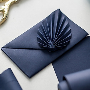 Merture 17 In X 32.8 Ft Kraft Wrapping Paper Roll - 1 Roll (46.5 sq.ft.ttl.), Navy Blue Kraft Paper for All Occasions Gift Wrapping, Party Decor, Wedding, Bouquet Wrap, Art Craft